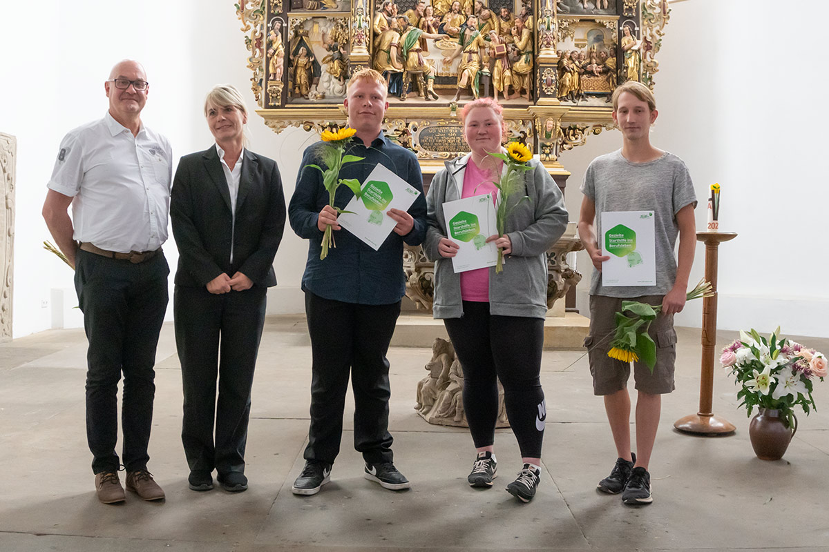 Jugendberufsförderung Erfurt | Zeugnisausgabe in der Kaufmannskirche